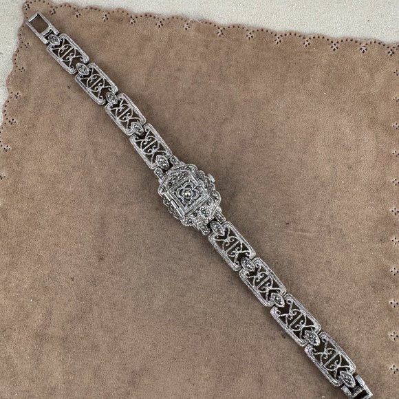 Lucida | Accessories | Rare Vintage Lucida Flip Top Marcasite Quartz ...